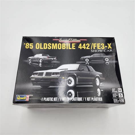 Revell 1 25 85 Oldsmobile 442 Fe3 X 85 4446 Parts Chrome Hood Emblem Ebay