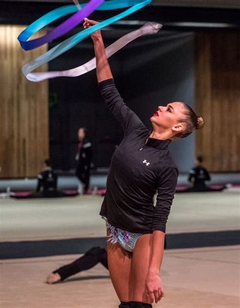 Пин от пользователя Mina на доске Rhythmic Гимнаст Художественная гимнастика Гимнастика