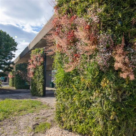 London S Largest Living Wall Will Combat Flooding