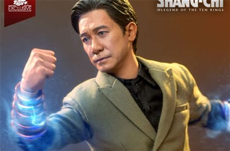 Hot Toys Shang Qi And The Legend Of The Ten Rings Wen Wu Suit Version 1 6