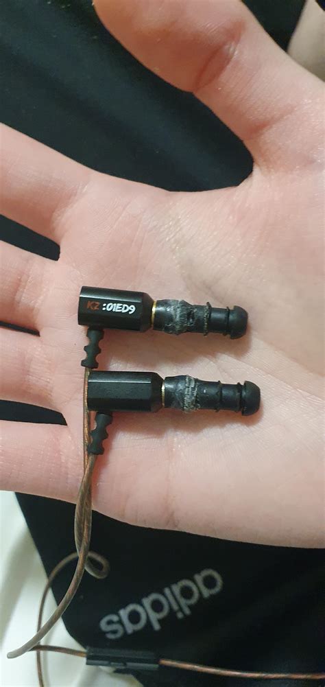 Absurdly Tiny Ear Canals Triple Flange Eartips With The Large And