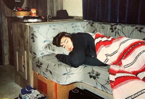 Kelly Nickels Asleep On The Tour Bus Kelly Nichols Kelly Good Music