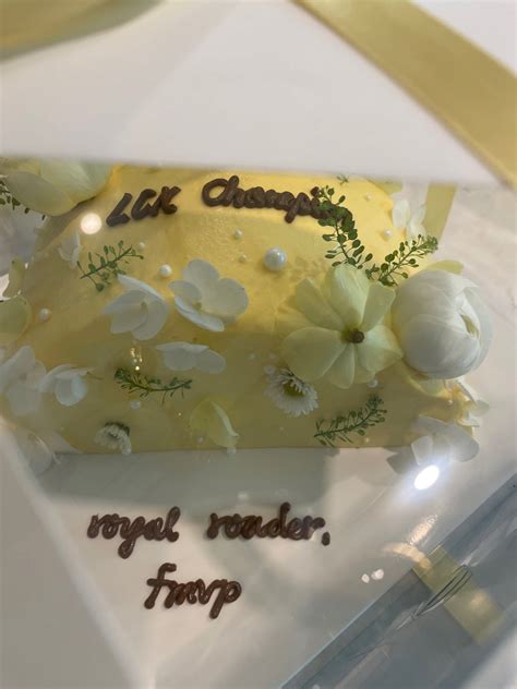 페이즈 트윗 피넛 형이 준 케이크 롤 리그 오브 레전드 에펨코리아