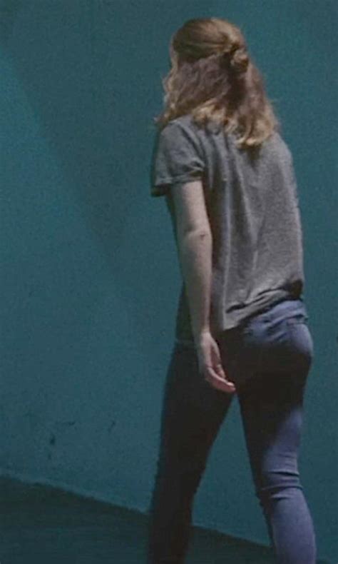Popping Out R Emmawatsonbum