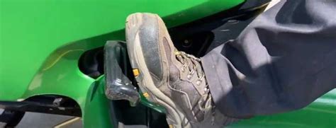 John Deere X300 Problems Possible Reasons And What To Do