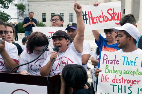 ផែនការ គ្រប់គ្រង ជន អន្តោប្រវេសន៍ របស់លោក អូ បា ម៉ា ត្រូវ តុលាការ កំពូល រារាំង Mekong News