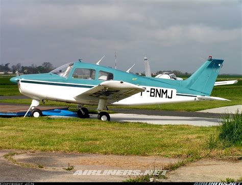 Beech 23 Musketeer Untitled Aviation Photo 0840441