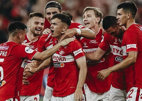 Video Manfred Ugalde Firma Doblete En 28 Minutos