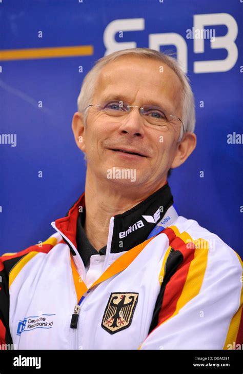 Gymnastics team hi-res stock photography and images - Alamy