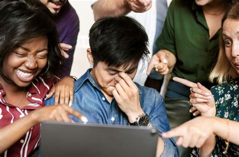 Difference Between Cyber Savvy And Cyberbullying Distinctionpass Com