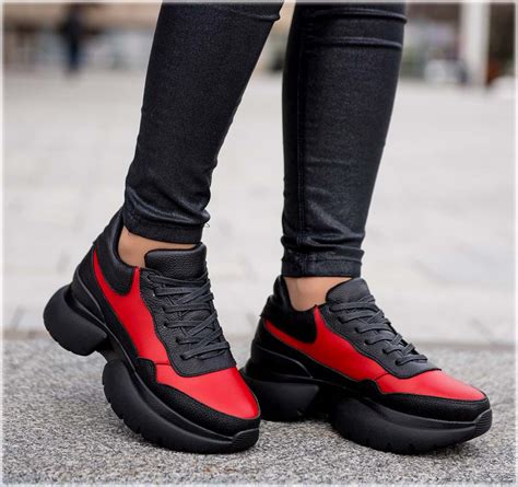 Аліна 🚐 Пасажирські перевезення Україна Європа 🇺🇦🇪🇺 Комфорт Безпека Надійність 📍 Плануєте