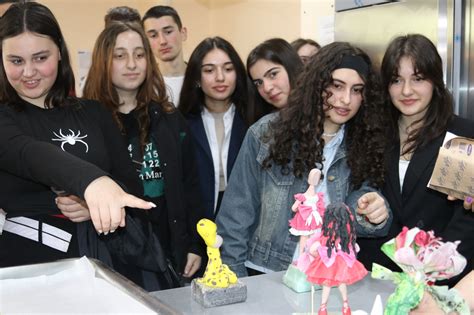 კოლეჯი ბლექსი კოლეჯი ბლექსი Added A New Photo