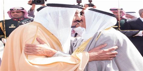 شاهد بالفيديو كيف رحّب شاعر كويتي صغير بالملك سلمان؟ إرم نيوز