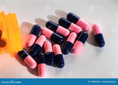 What Are Pink Capsule Pills At William Mcdonough Blog