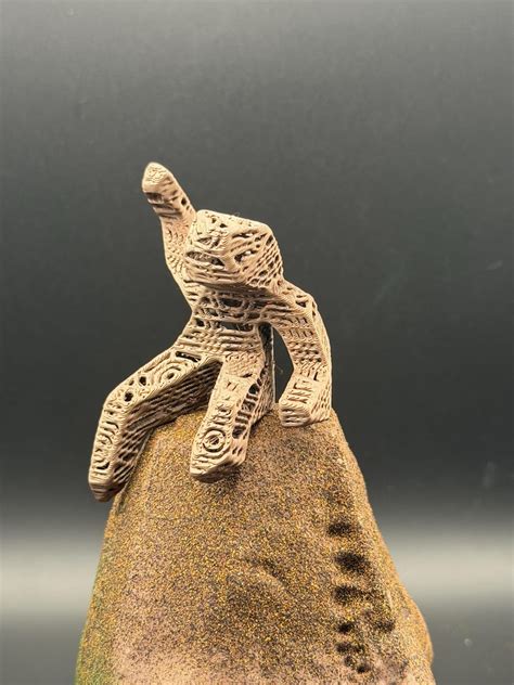 Project Hail Mary Xenonite Ryland Grace Sculpture Bookshelf T
