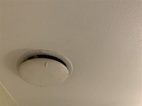 Tilluftsventil Fresh på ovanvåning i hus med självdrag Byggahus se