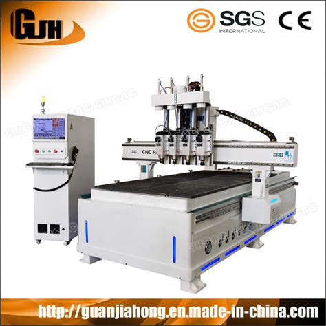 4 Process Atc 1325 MDF Wood Board Cutting CNC Router Machine Panel Furniture Woodworking CNC