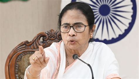 Will Meet Thackaray Sharad Pawar And Akhilesh In Mumbai Mamata