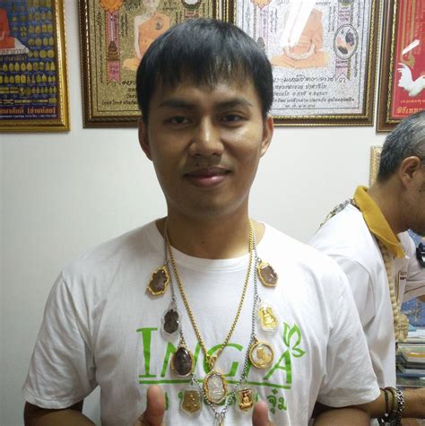 ให้บูชา วัตถุมงคลวัดพระญาติการามและเกจิคณาจารย์ทั่วไป Facebook