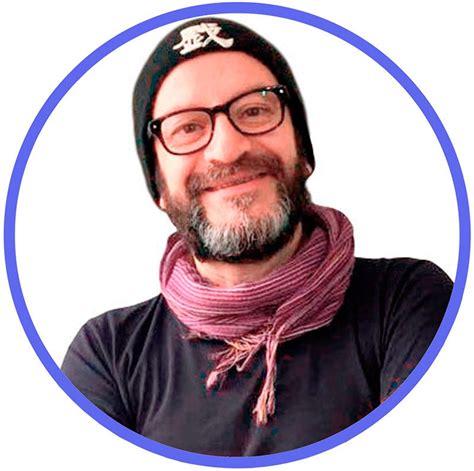 Arturo Ayala Medium