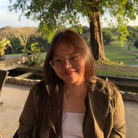 Estrelle Joanne Estrellejoanne • Threads Say More