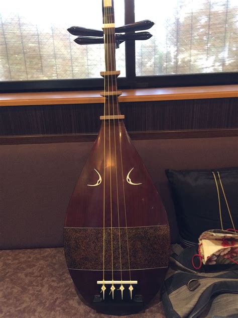 Musical Instruments Of Japan Biwa At Hunter Plume Blog