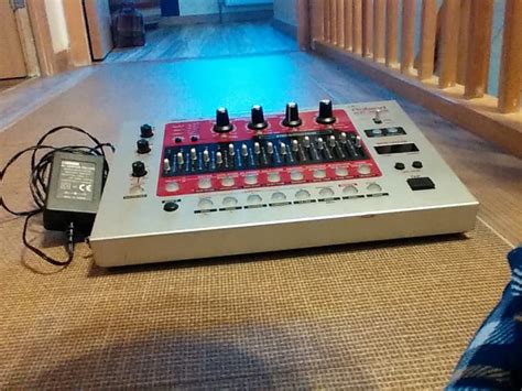 Roland Ef 303 Groove Effects Processor Reverb Uk