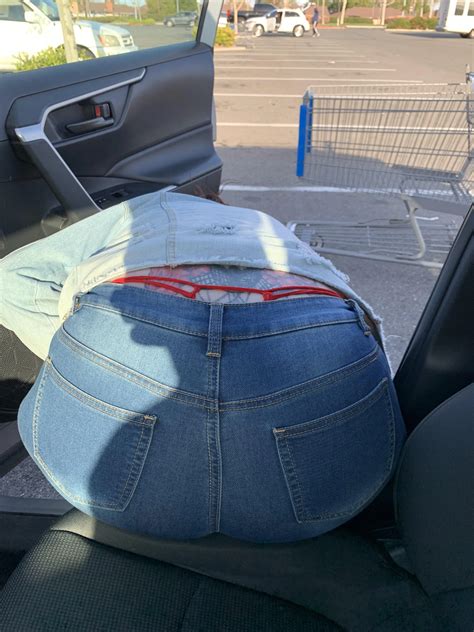 G String Slip Scrolller