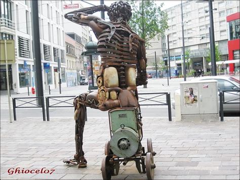 Normal și Cinstit Este Ghiocel07