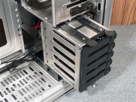 Thermaltake Xaser VI Case Review - Inside the Case | TechPowerUp