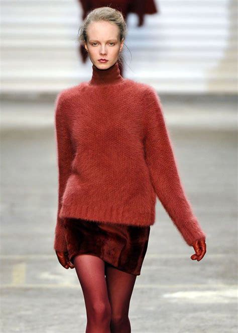 Свитер из мохера 85 фото мохеровый тонкий свитер с рукавом летучая мышь с воротником