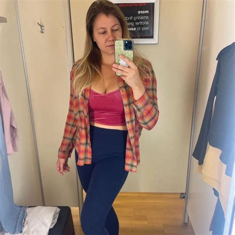 Tess Taylor Tesstaylor44 • Instagram Fotos En Videos Tess