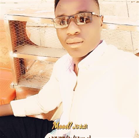 صاحب الظل الطويل