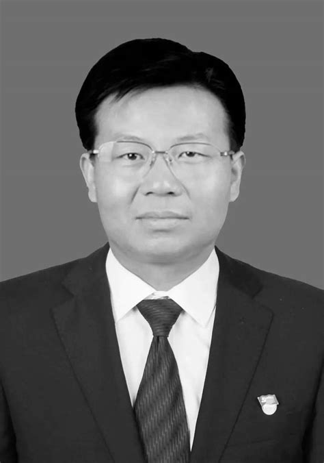 甘肃一县卫健局局长疫情防控中殉职，头天晚上加班到凌晨3点 甘肃一县卫健局长防疫中因公殉职 瓜州县 石金龙