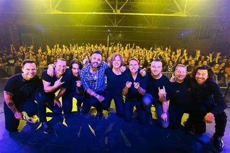 Pin By Erica Galindo On Blue October Blue October Concert Justin