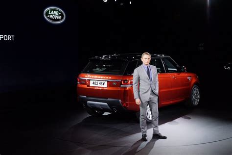 Daniel Craig Nick Reding Range Rover Sport003[2] سعودي شفت