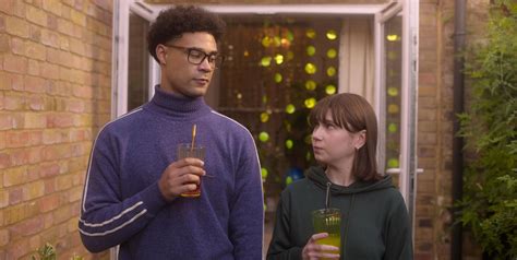 11 Key Differences Between Heartstopper Season 3 And The Books