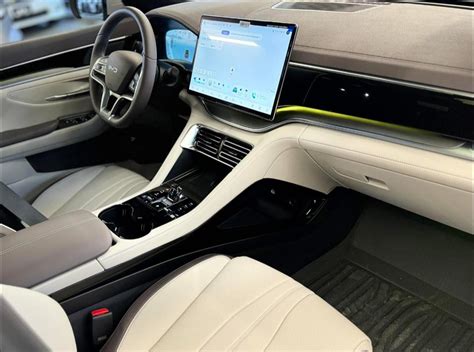 Byd ЗАХ ЗЭЭЛИЙН ҮНЭЭС 5 10 САЯЫН ХЯМДААР БОРЛУУЛЖ БАЙНА 2025 ОНЫ ШИНЭЧЛЭГДСЭН ЗАГВАРЫН