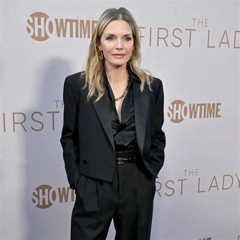 Lori Pfeiffer Facts About Michelle Pfeiffers Sister Dicy Trends