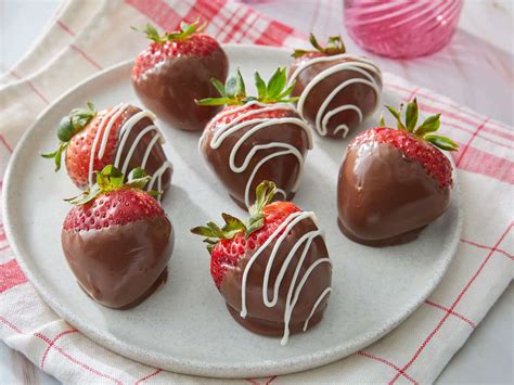 Chocolate Ganache Covered Strawberries Chocolate Covered Strawberry