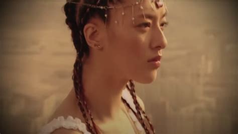 40歲李蘢怡ig大曬靚相外貌與身材與當年無異 網民激讚：真正美魔女