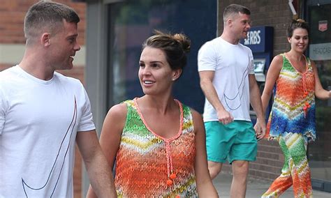 Danielle Lloyd Makes A Style Statement In Loud Colourful Crochet Daily Mail Online