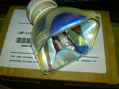 Jual Harga Lampu Projector Original Infocus Murah Benq Panasonic Nec Garansi