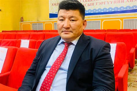 Архангай аймгийн Засаг даргад М Батжаргалыг дэмжжээ