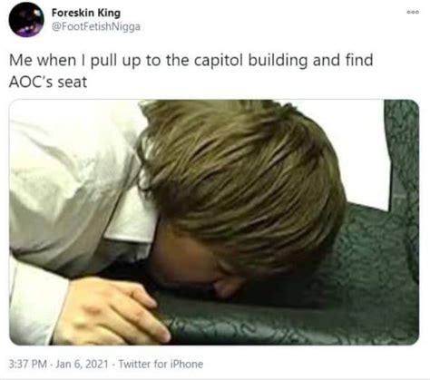 AOC Seat R AOCisMommy