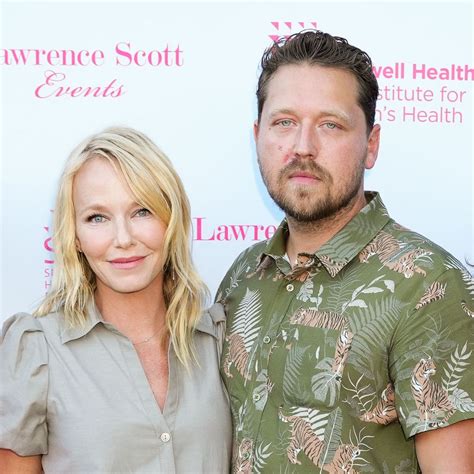 Kelli Giddish Law And Order Svu Star Kelli Giddish Pregnant With Third