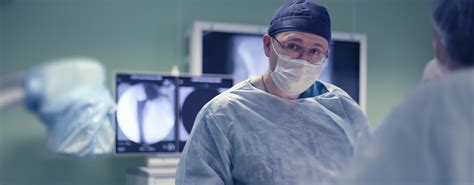 Эндопротезирование тазобедренного сустава цена Ортоцентр