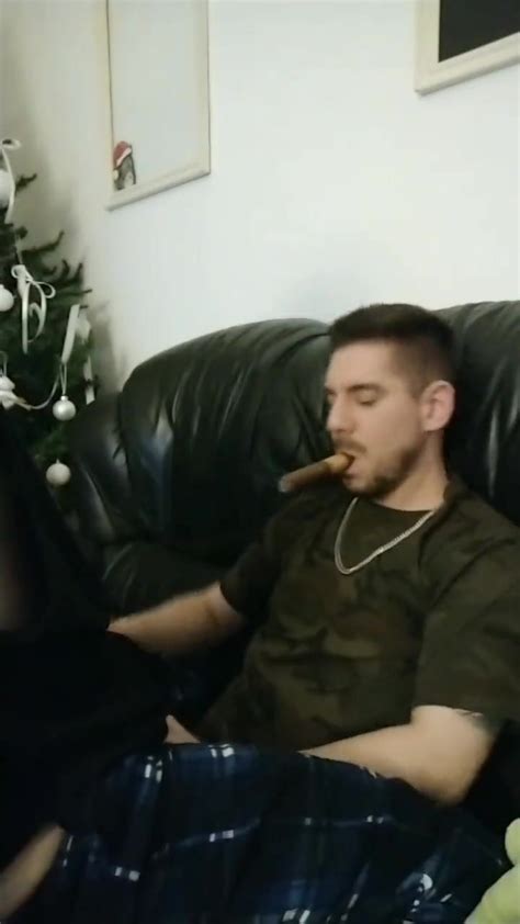 Pub Sucks Cigar Masters Cock