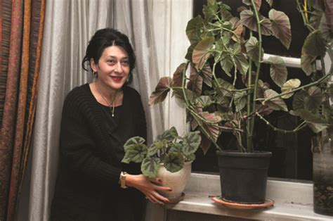 ნატო გელაშვილის ქოთნის გოგოები კვირის პალიტრა