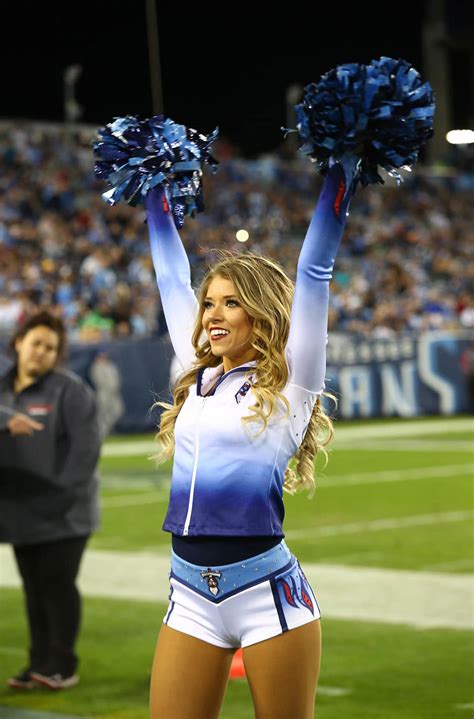 Nfl Regular Season Week 13 The Tennessee Titans Cheerleaders
